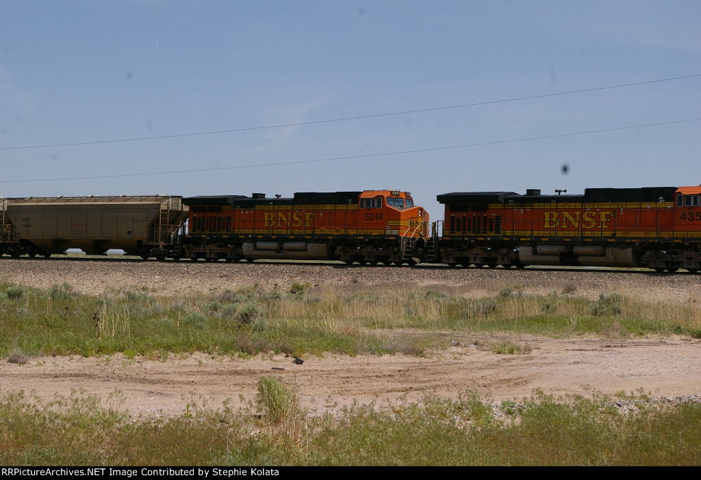 BNSF 5244